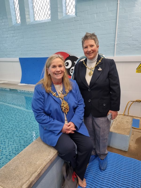 Mayor Officially Opens Queniborough Swimming Pool – Get Set 4 Success